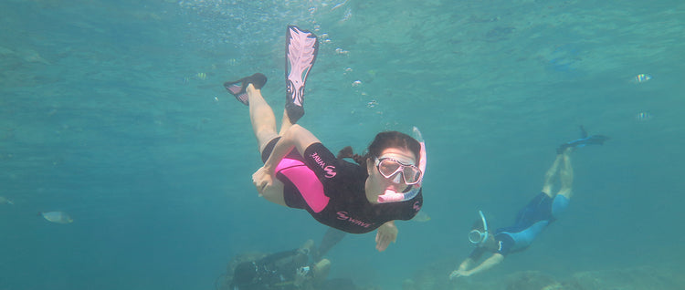 what are diving fins made of – wave